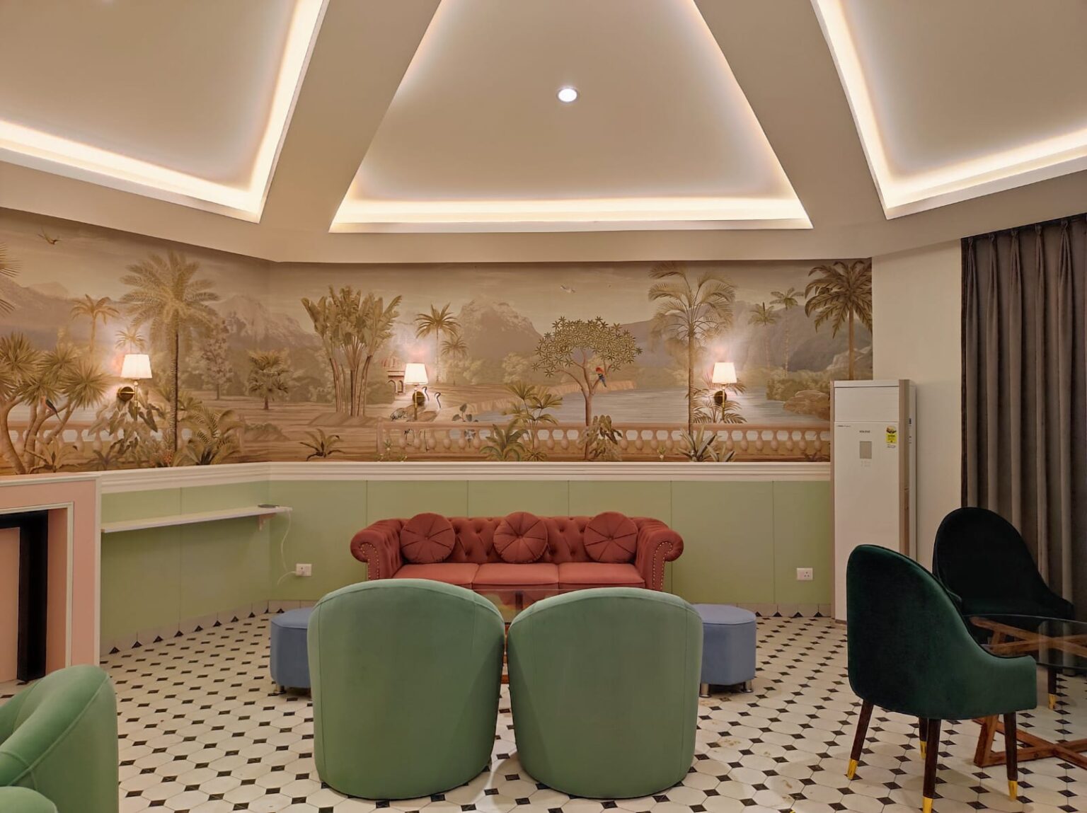 About Us - Royal Residency Hotel